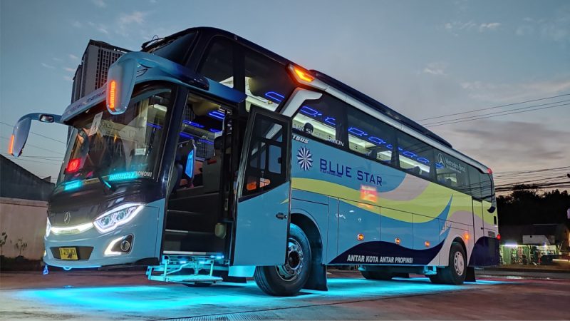 Bus Blue Star - Sewa Bus Pariwisata Jakarta Bekasi Cikarang