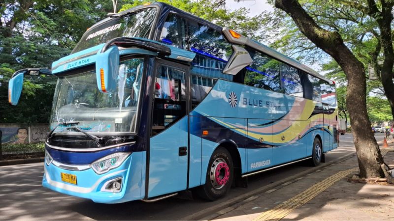Big bus Jetbus 3 - Bus Blue Star - Sewa Bus Pariwisata Jakarta Bekasi ...