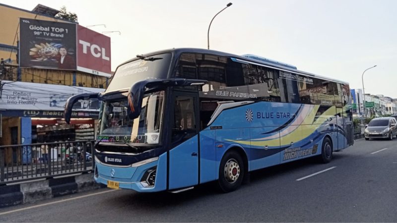 Bus Blue Star - Sewa Bus Pariwisata Jakarta Bekasi Cikarang