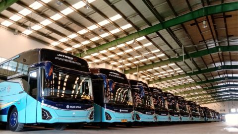 Bus Blue Star - Sewa Bus Pariwisata Jakarta Bekasi Cikarang
